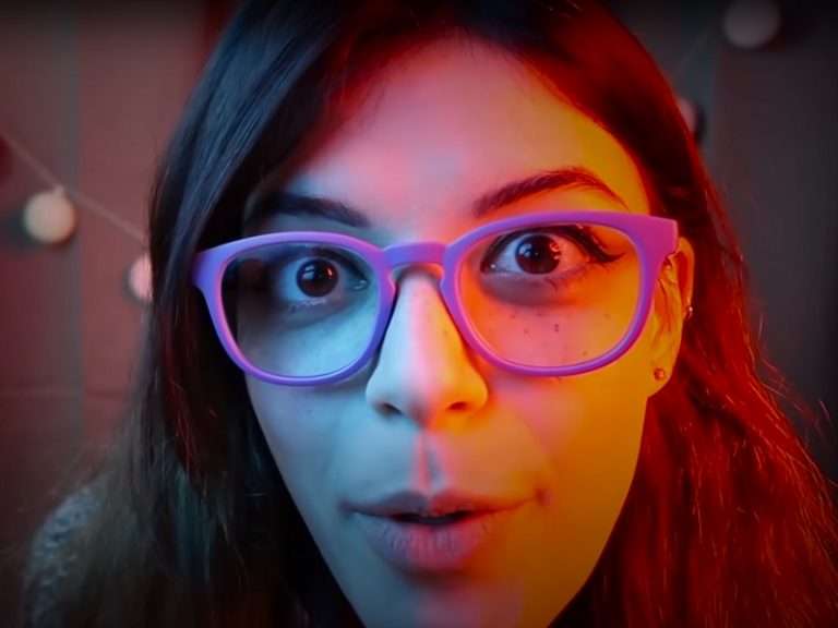 Lisa ASMR - Bringing Creativity and Incredible Tingles